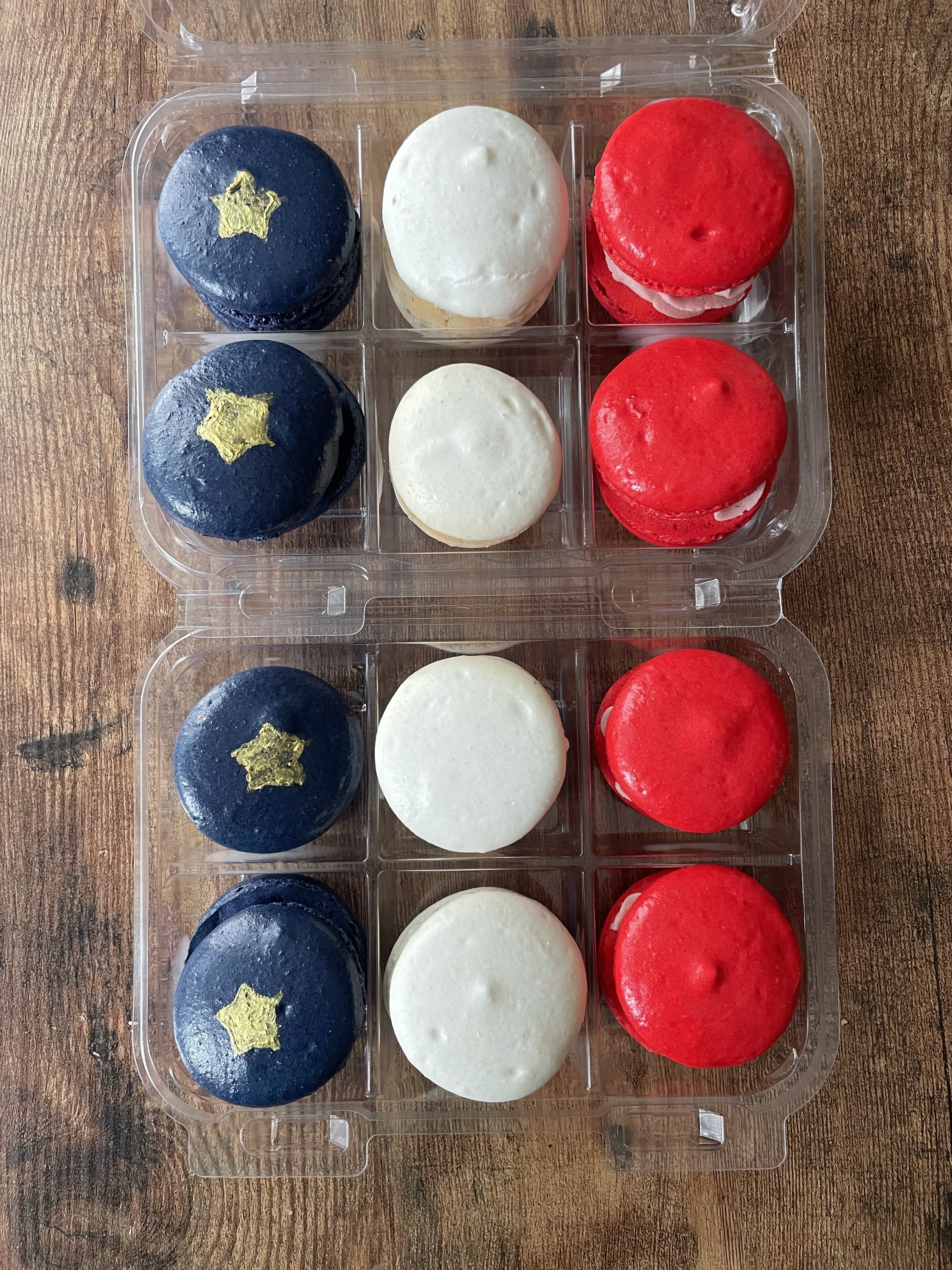 Custom Macarons – Curated By Kwinn